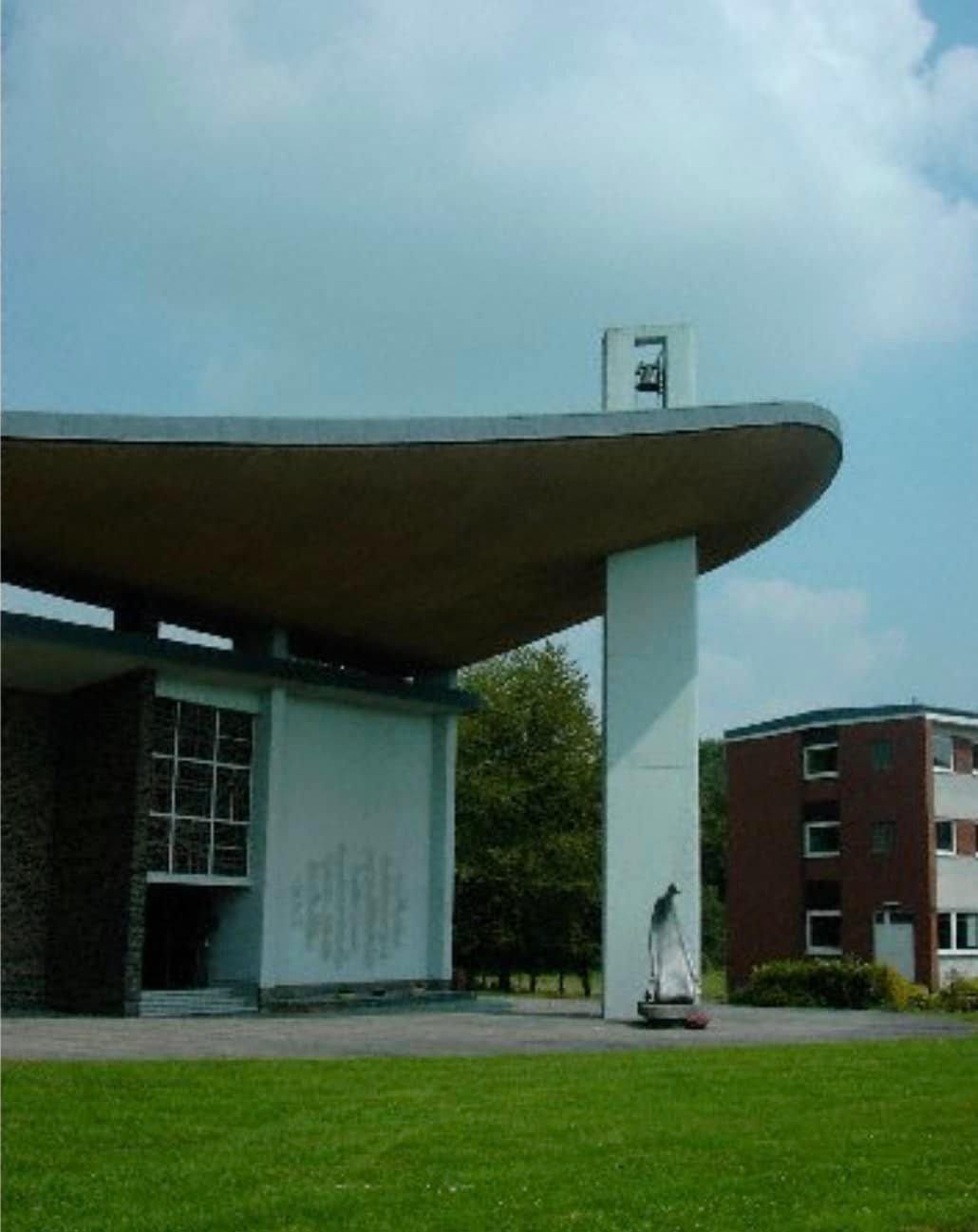 Kongolo Memorial | Essential Gathering for Family and Friends